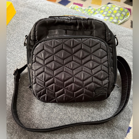 lug | Bags | Lug Ranger Crossbody Black Quilted Nylon | Poshmark
